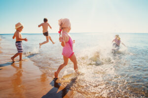 Shark and Minnows - Fun Beach Activity for Kids - Party Games 4 Kids